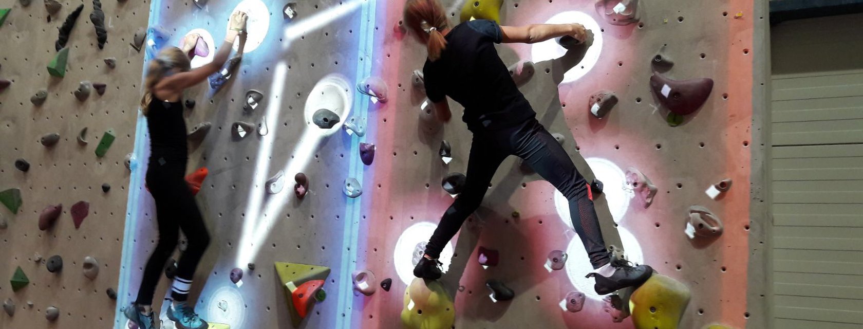 Kletterhalle Wien - Bouldern und Seilklettern