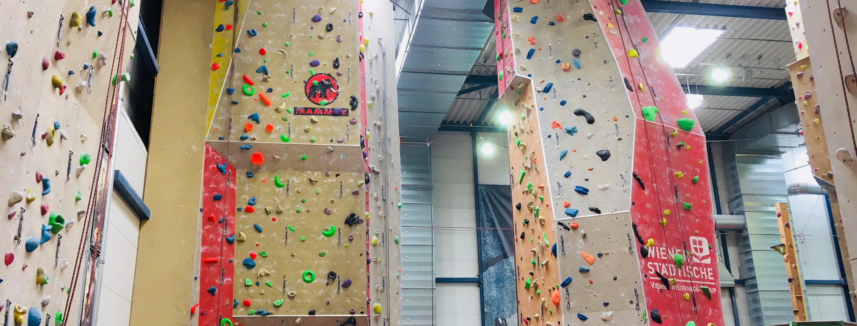 Kletterhalle Wien - Bouldern und Seilklettern